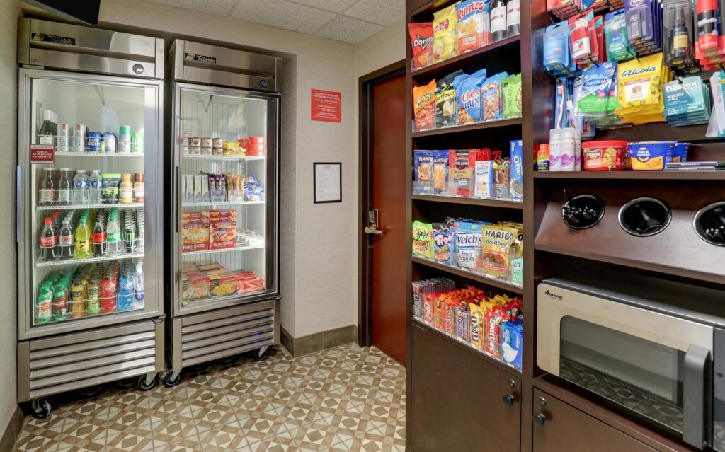 Drury Inn & Suites - visitSI